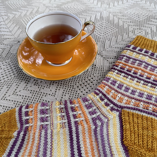 Ravelry: Corn Maze Socks pattern by Dana Rae Makes