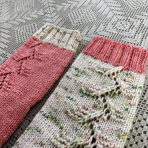 Ravelry: Pumpkin Patch Socks pattern by Dana Rae Makes