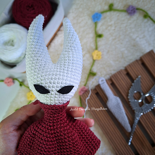 Ravelry: Hornet from Hollow Knight pattern by Danielle Magalhães