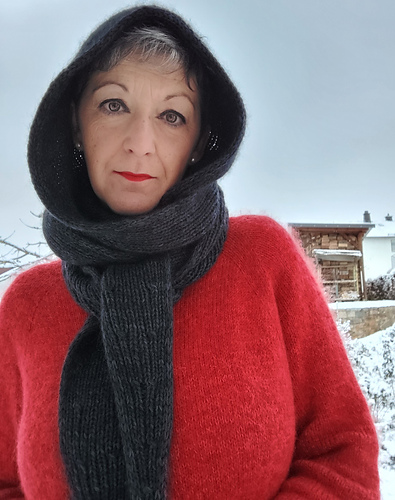 Ravelry: Dani Hood pattern by Daniela Mühlbauer
