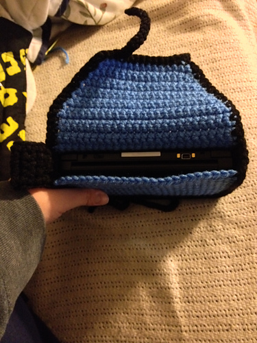 Ravelry: 3DS XL Carrying Case pattern by Danielle Muysson
