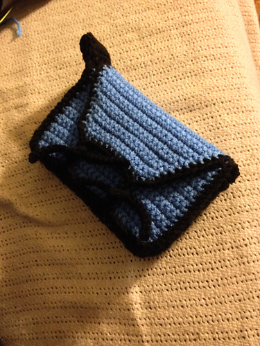 Ravelry: 3DS XL Carrying Case pattern by Danielle Muysson