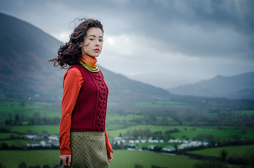 Ravelry: Moyna pattern by Emma Wright