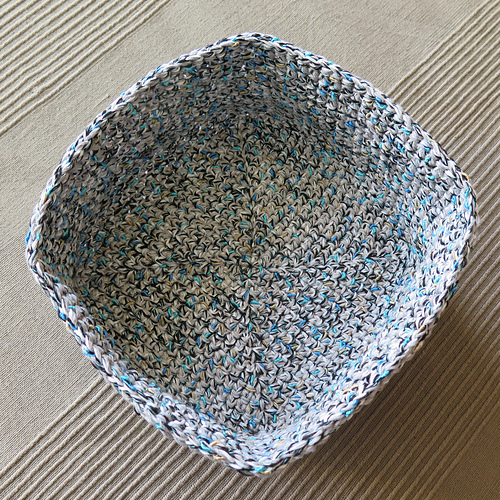Ravelry: Hemp basket pattern by Maria Isabel