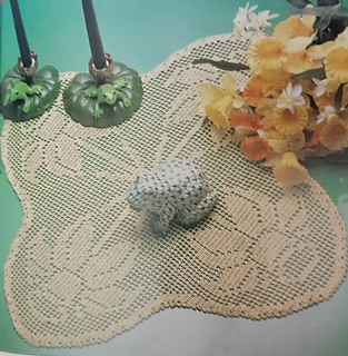 Ravelry: Daffodil Doily pattern by Wilma Buckles