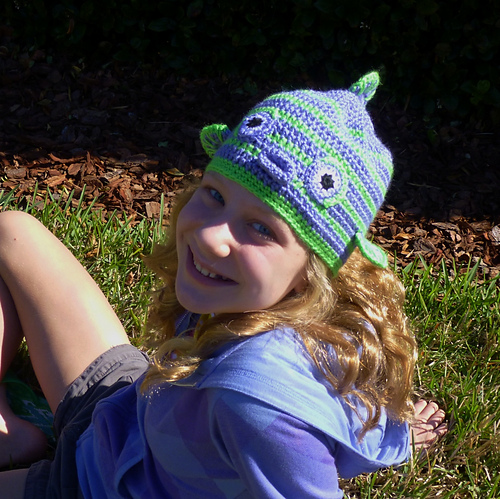 Ravelry: Kissy! Kissy! Fish Face Hat for boys and girls pattern by ...
