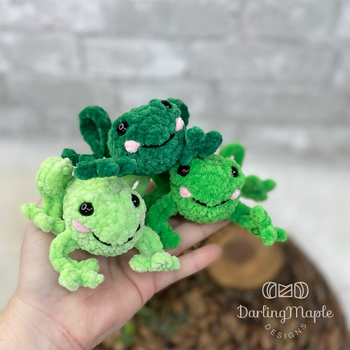Ravelry: Frankie the Frog pattern by Darling Maple Designs