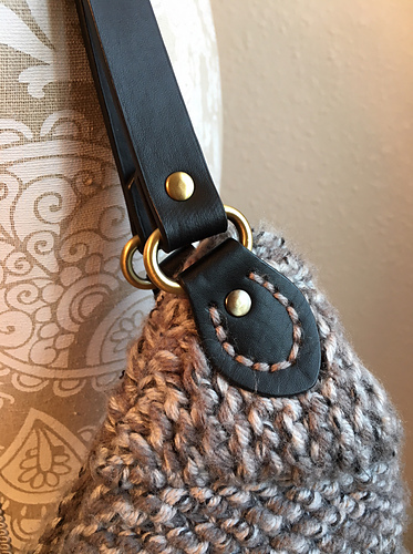 Ravelry: Pebblebrook Bag pattern by Dayna Scoles