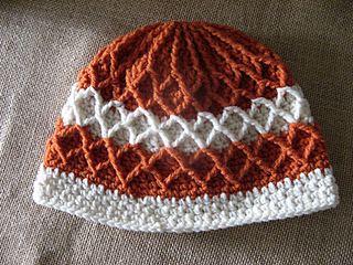 Ravelry: Dazzlingpussycat's A Girl's Best Friend Diamond Pattern Hat