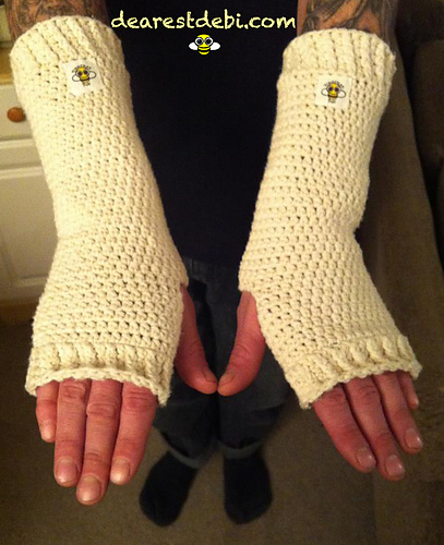Ravelry: Cotton Arm Warmers pattern by Debi Dearest