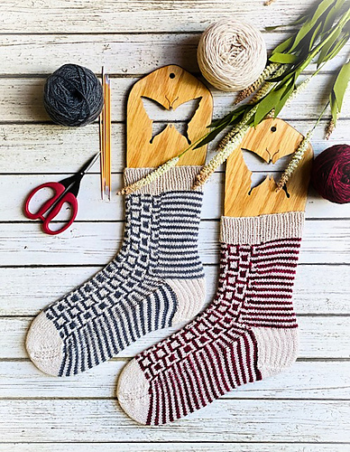 Ravelry: The Oak Sock pattern by Knit On Designs Ravelry Store