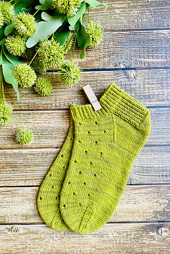 Ravelry: The Willow Socks pattern by Knit On Designs Ravelry Store