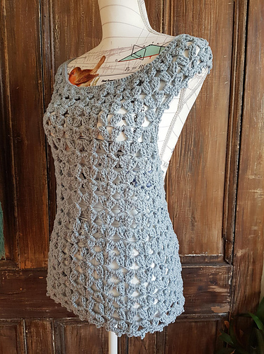 Ravelry: Backless Summer Top pattern by Sweet Hues Design/Blu Daisy ...