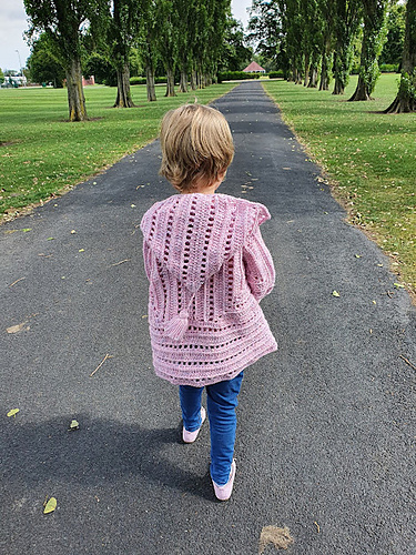Ravelry: The Cadiz Cardigan (Kids) pattern by Hookd Designs