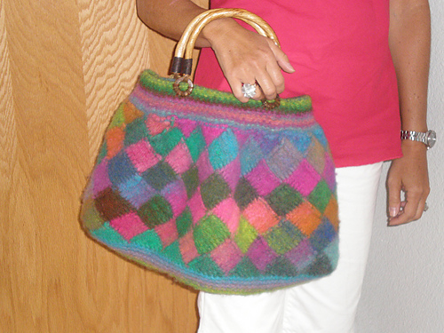 Ravelry: Felted Entrelac Bag pattern by Plymouth Yarn Design Studio