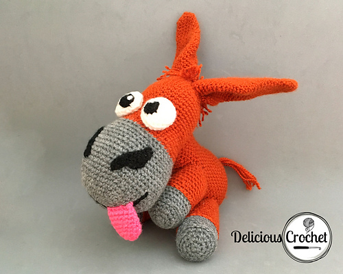 Ravelry: Looney Mule pattern by Paola Navarro