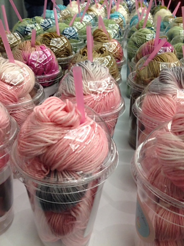 Ravelry: Diagonal Rib Eyelet Cowl pattern by Delicious Yarns