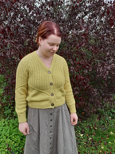 Ravelry: Cosmo Cardigan pattern by Simone Ryan