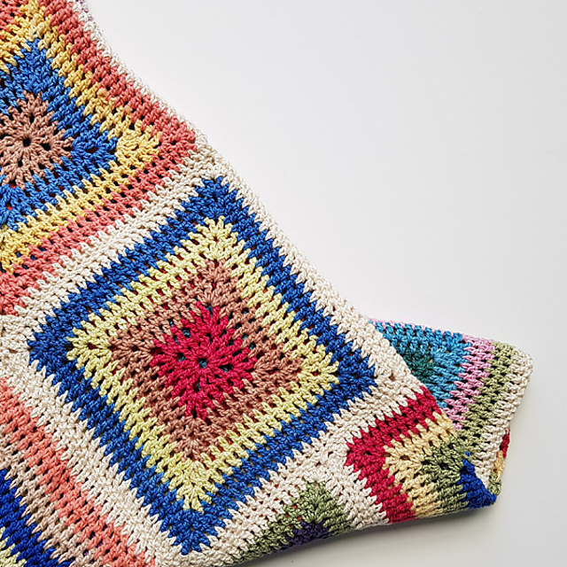 Ravelry: Modern Granny Square pattern by Elecha Muller