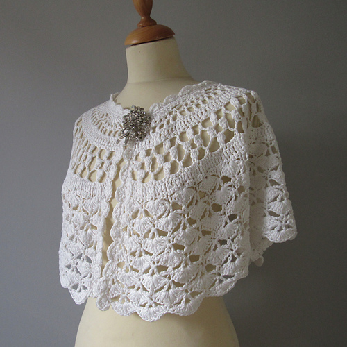 Ravelry: Wedding Cape pattern by Sonya Gibbons