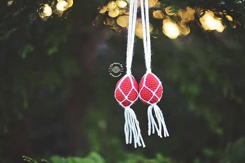 Ravelry: Mien New Years Red Egg pattern by Phanessa Fong