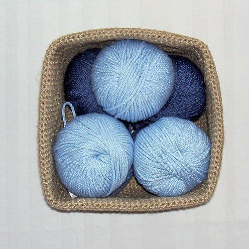 Ravelry: Hemp basket pattern by Maria Isabel