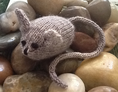 Ravelry: Pocket Pals pattern by Chris de Longpré