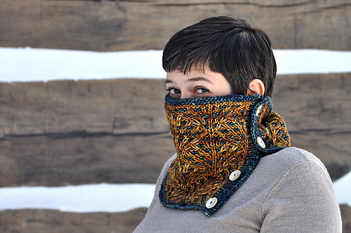 Ravelry: Deco Fans Cowl pattern by Sara Huntington Burch