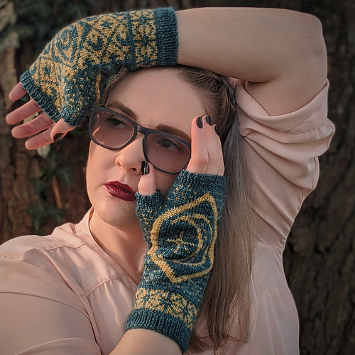 I created an alt / goth / punk knitting pattern collection for anyone ...