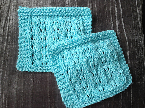 Ravelry: FOUNTAIN STITCH Bonding Squares pattern by DonnaMaria 04 UK