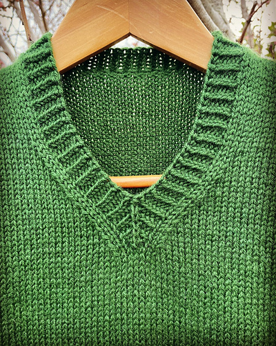 Ravelry: Super Simple Tunic pattern by Aethalia O'Connor