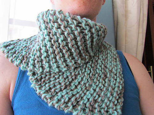 Ravelry: Miss Sadie's Scarflette pattern by Sarie Tales