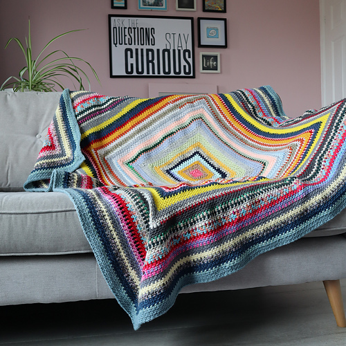Ravelry: Random Rounds Blanket pattern by Dora Does