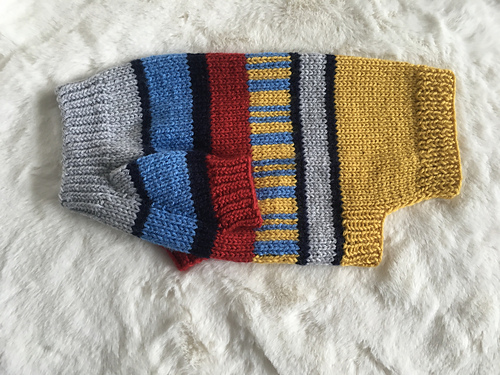 Ravelry: Colored Dog or Cat Sweater pattern by Dotty Patterns