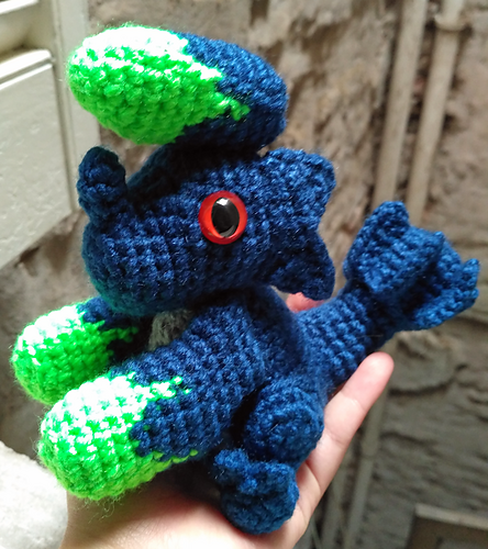 Ravelry: Brachydios pattern by Alexa Brito