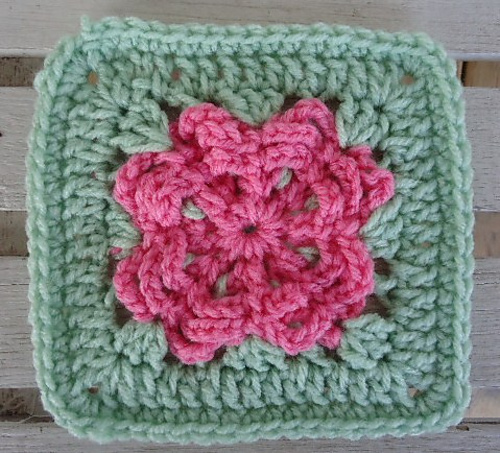 Ravelry: Spring Loops 6" Square pattern by Aurora Suominen