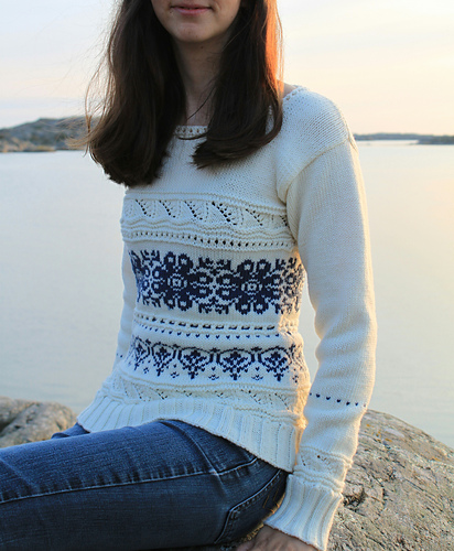 Ravelry: 161-24 Delphos pattern by DROPS design