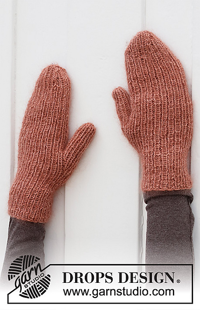 Ravelry: 214-2 b Blushing Fall Mittens pattern by DROPS design