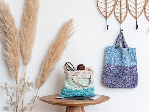Ravelry: Faded Bag pattern by Durable Yarn