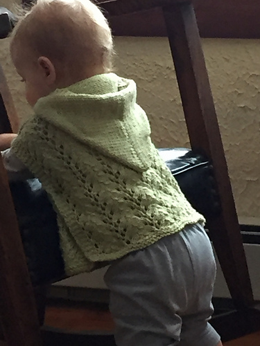 Ravelry: Wee Wrap pattern by Susan Barstein