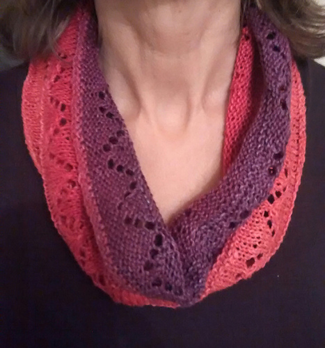 Ravelry: Linen eyelet cowl pattern by Diane Malinowski