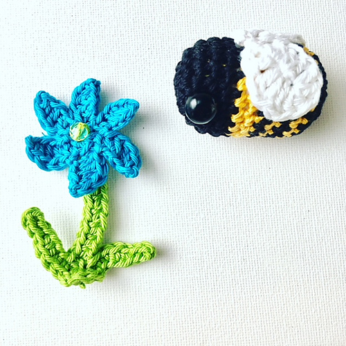 Ravelry: Bee Happy pattern by Tracy Braybrook