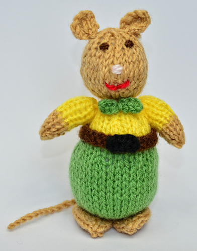 Ravelry: Victorian Church Mice pattern by Joanna Marshall