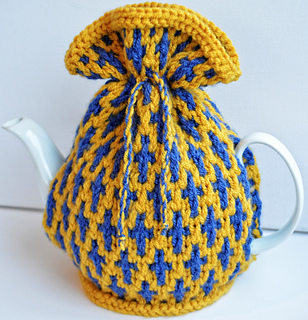 Ravelry: Medieval Cross Teapot Cosy - 4 Cup pattern by Joanna Marshall