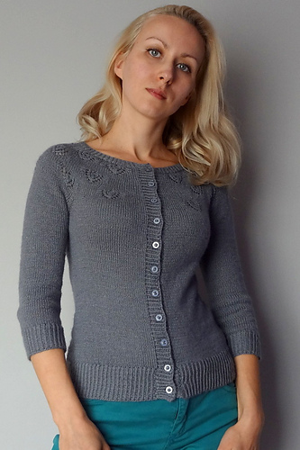 Ravelry: Peacock Eyes Cardigan pattern by Justyna Lorkowska