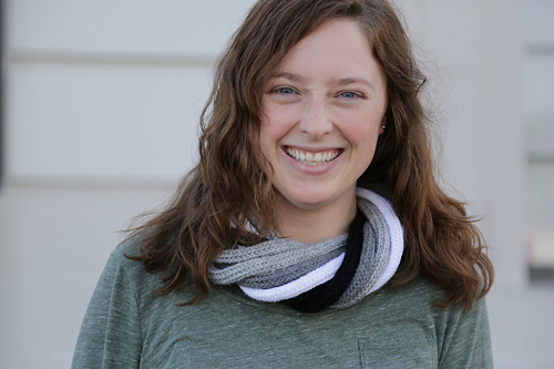 Ravelry: Knit Infinity Tube Scarf pattern by Penolopy Bulnick