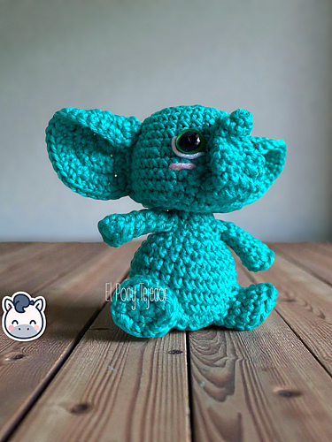Ravelry: Amigurumi Elephant - Kawaii Animal pattern by El pony tejedor