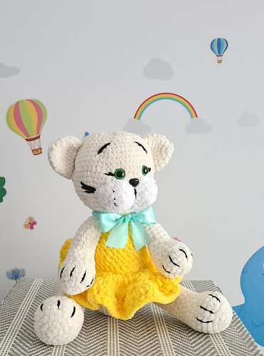 Ravelry: Kitty pattern by Elena Alexandru