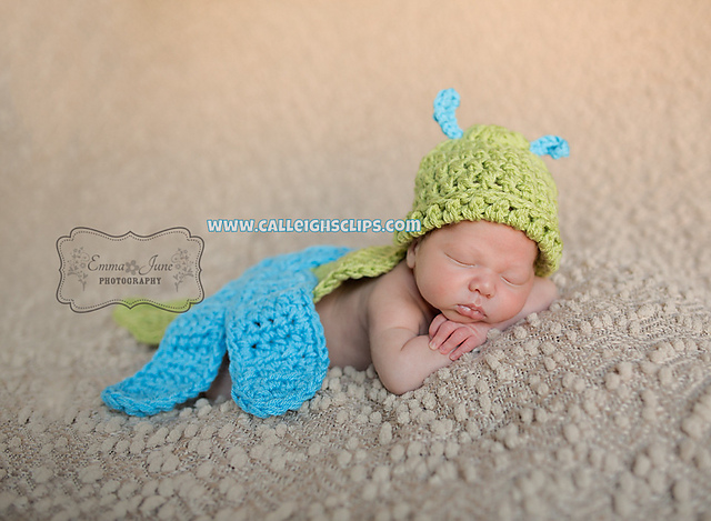 Ravelry: Dragonfly Cuddle Critter Cape Set pattern by Elisabeth Spivey