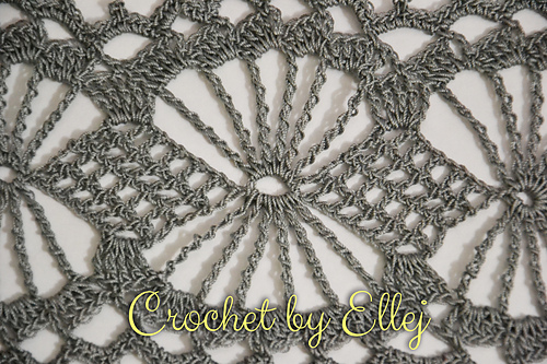 Ravelry: Silver lace pattern by Elena Kozhukhar